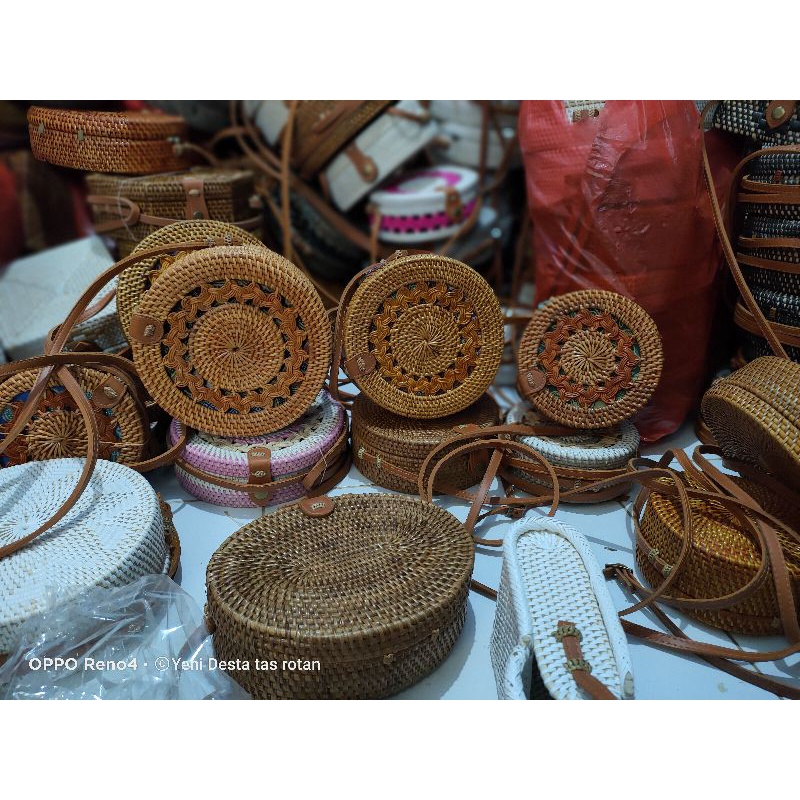 Jual Tas rotan bulat asli bali / lombok rotan coklat polos/ motif ulir ...