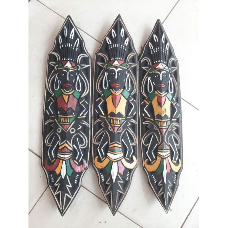 Jual Tameng ukir khas dayak 60 cm | Shopee Indonesia