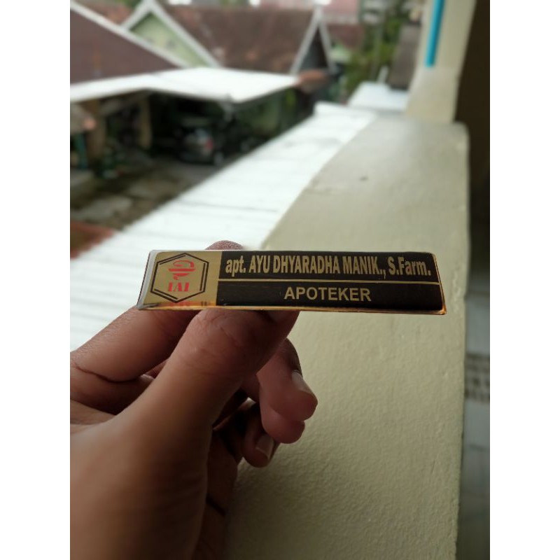 Jual Name tag Kuningan, Nama dada Acrylic, Peniti dan Magnet | Shopee ...