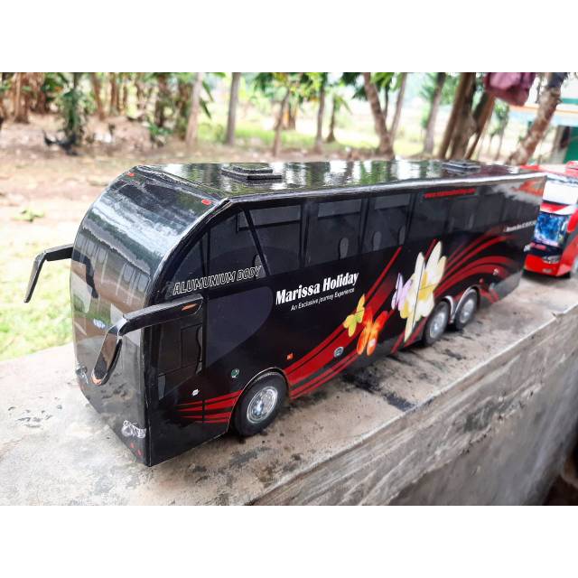 Jual MINIATUR BUS MARISA HOLIDAY SDD 33 DIECAST BUS MINIATUR BUS ...