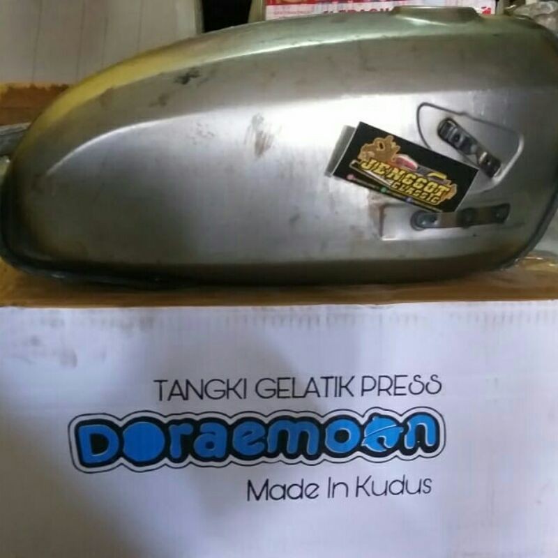 Jual Tangki tengki cb glatik gelatik cb 100 full pres doraemon tangki ...