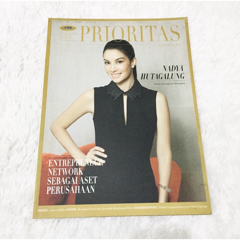 Jual Original Magazine BCA Prioritas Ekslusif Cover Nadya Hutagalung ...