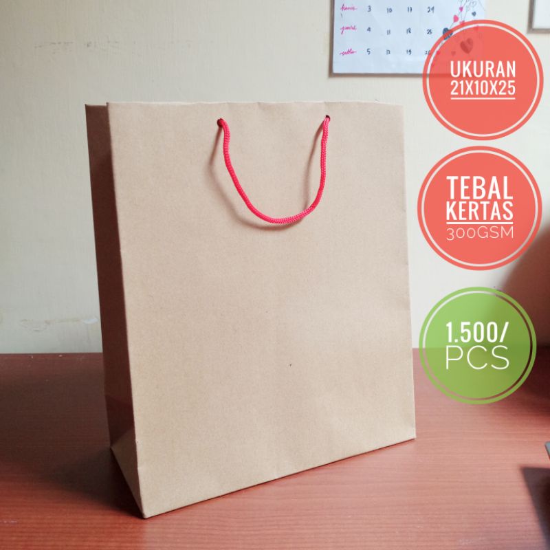 Jual Paper bag / tas kertas / tas sovenir Ukuran 21x10x25 tebal 300gsm ...