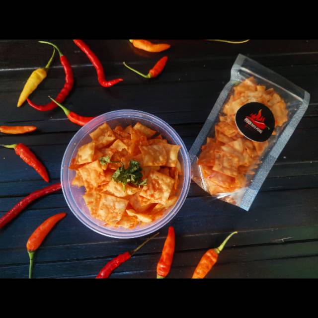 Jual Snack Pangsit Keju /Keripik Pangsit Keju / Pangsit Goreng Keju ...