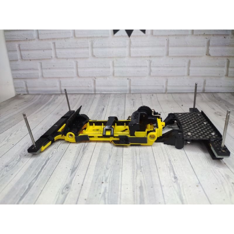 Jual Tamiya sloop kosongan full karbon kejurnas | Shopee Indonesia