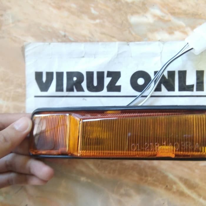 Jual JUAL LAMPU SEIN SEN RITING SAMPING FENDER SUZUKI VITARA ESCUDO SIDEKICK 1PC | Shopee Indonesia