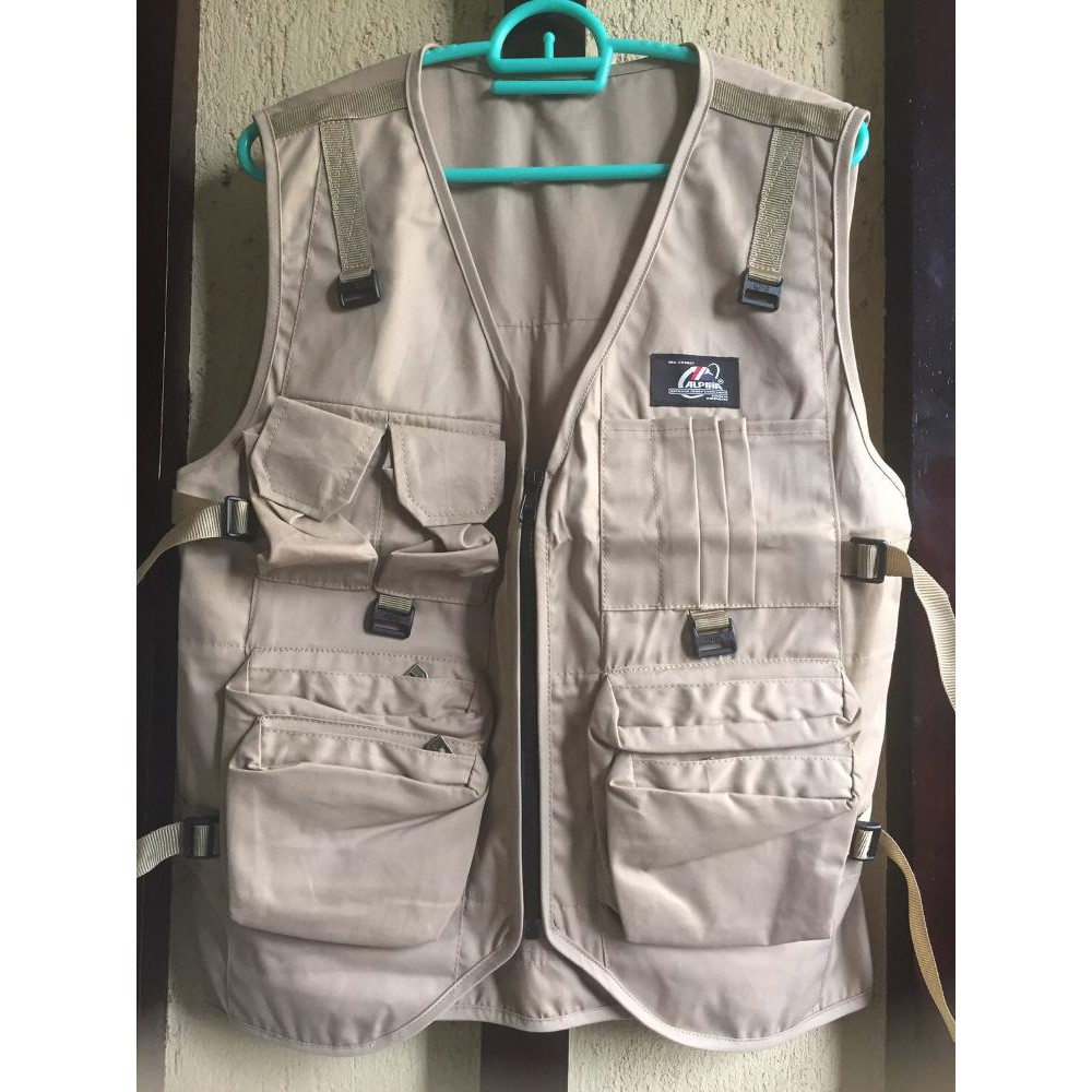 Jual Rompi / Vest Adventure With Strap Alpina GRP002 | Shopee Indonesia