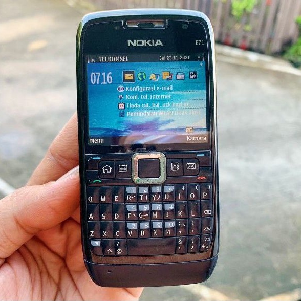 Jual NOKIA E71 HP JADUL SECOND ORIGINAL KLASIK KAMERA MUSIK HANDPHONE NOSTALGIA | Shopee Indonesia