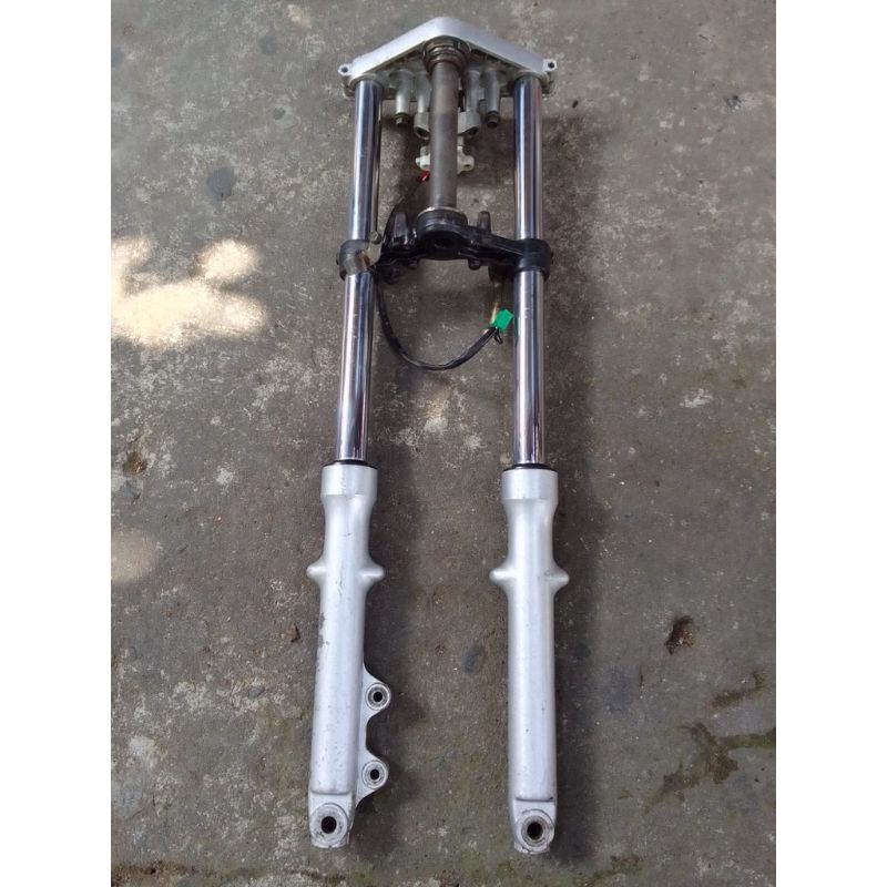 Jual Shockbreaker Set Segitiga DEPAN THUNDER second ORIGINAL COPOTAN MULUS | Shopee Indonesia