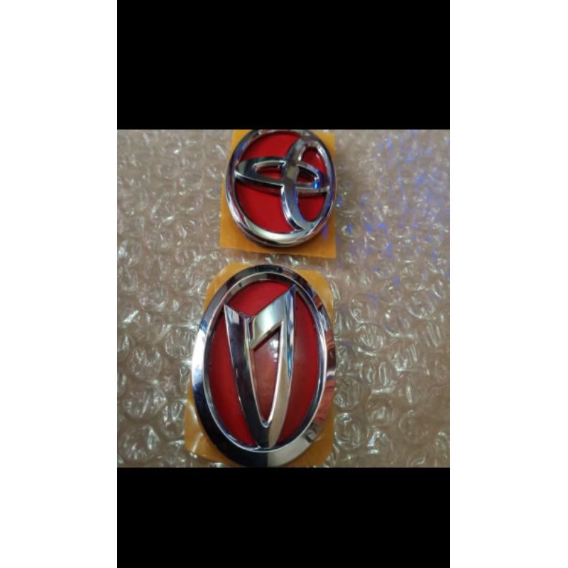 Jual Emblem logo stir Toyota dan daihatsu begron merah | Shopee Indonesia
