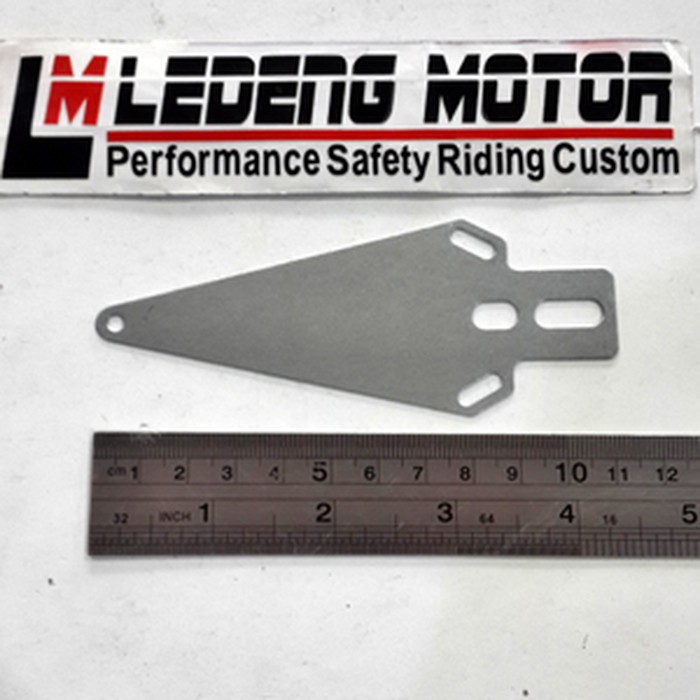 Jual Besi Plat Stainlees Bentuk Segitiga Multi Guna (cek gambar) LEDENG ...