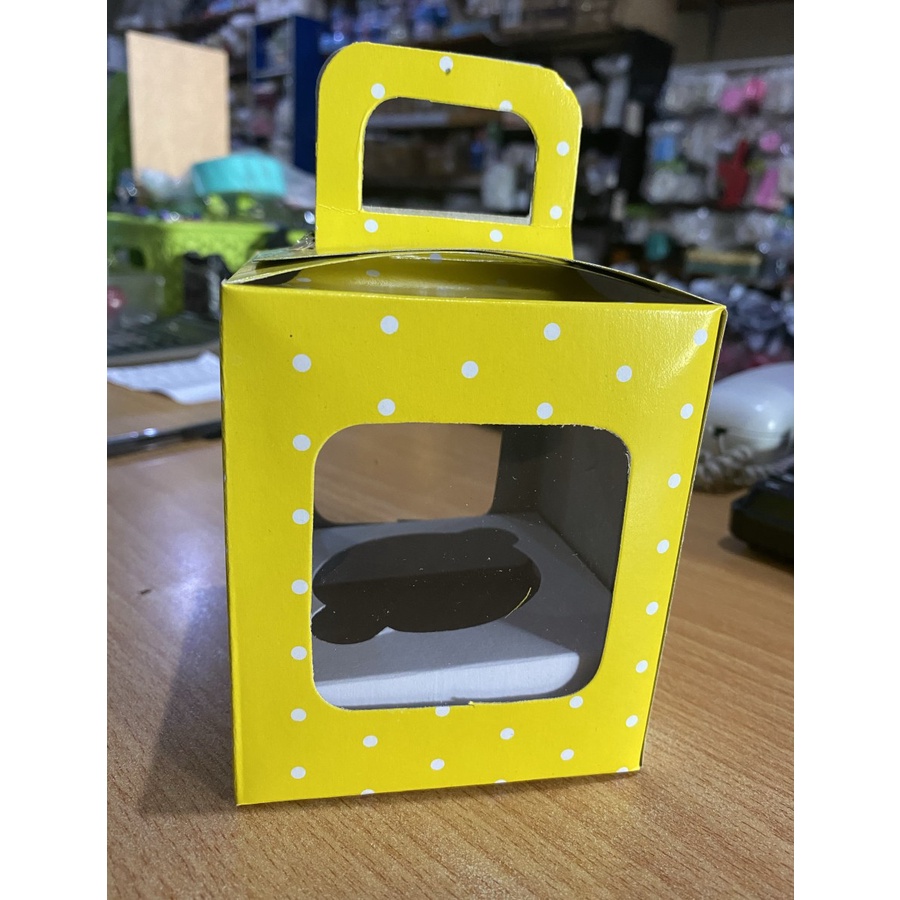 Jual Dus cupcake muffin isi 1 Kuning Polkadot 12pc pack / box cupcake ...