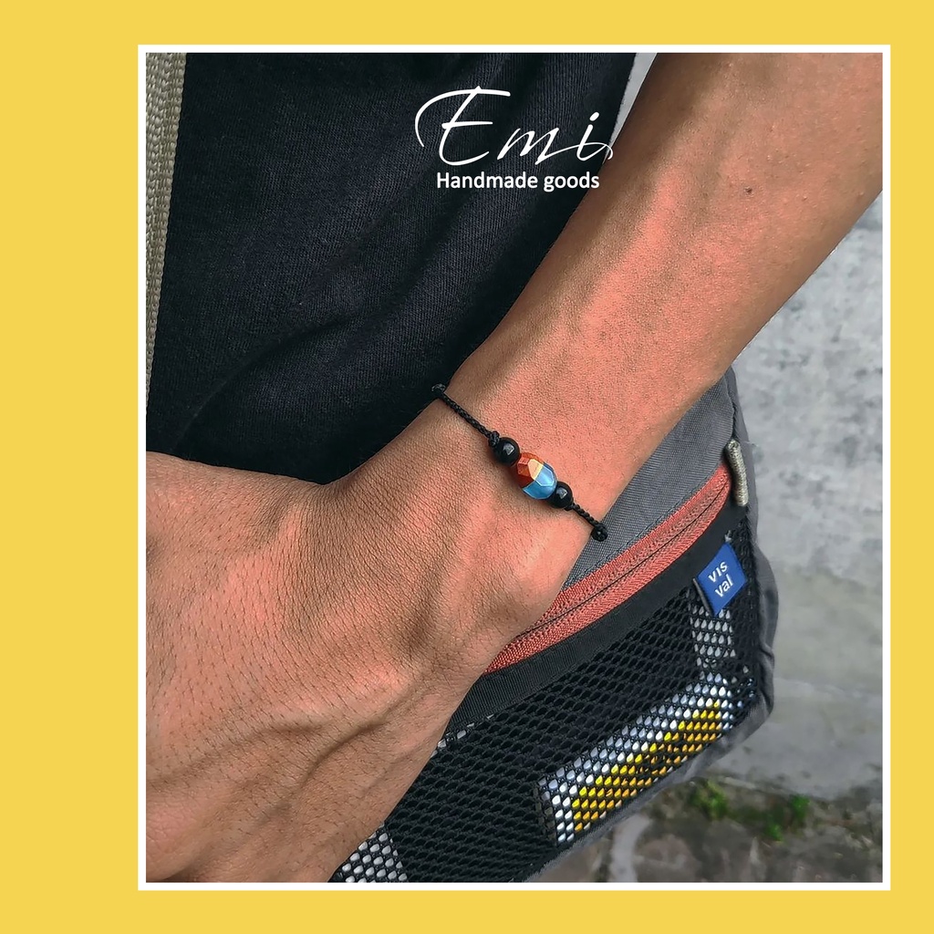 Jual Gelang Mini Resin Biru Mix Kayu Cemara Glow In The Dark Tali ...