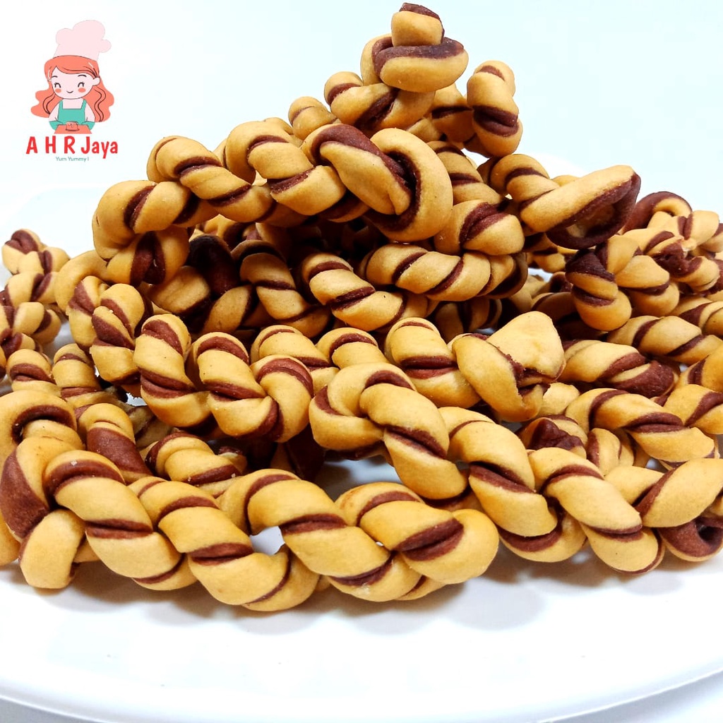 Jual KUE TAMBANG UNTIR UNTIR MANIS 200 GR/ KUE TAMBANG KEPANG MANIS ...