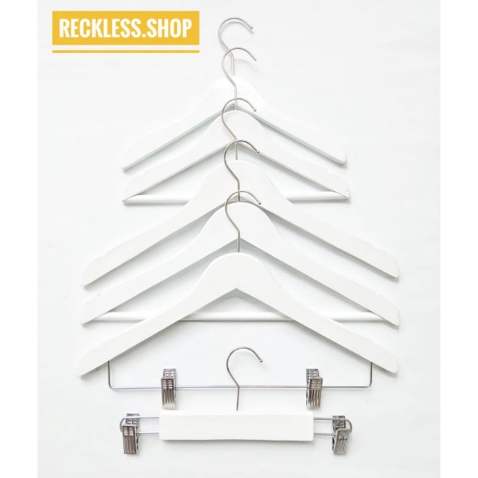 Jual HANGER KAYU WARNA PUTIH | Shopee Indonesia