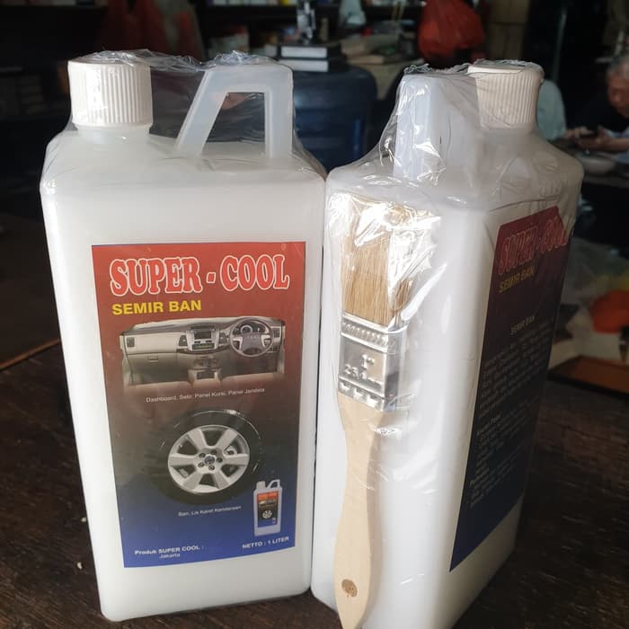 Jual Sparepart 1 Botol Semir Ban & Interior Mobil Motor - 1 Liter murah ...