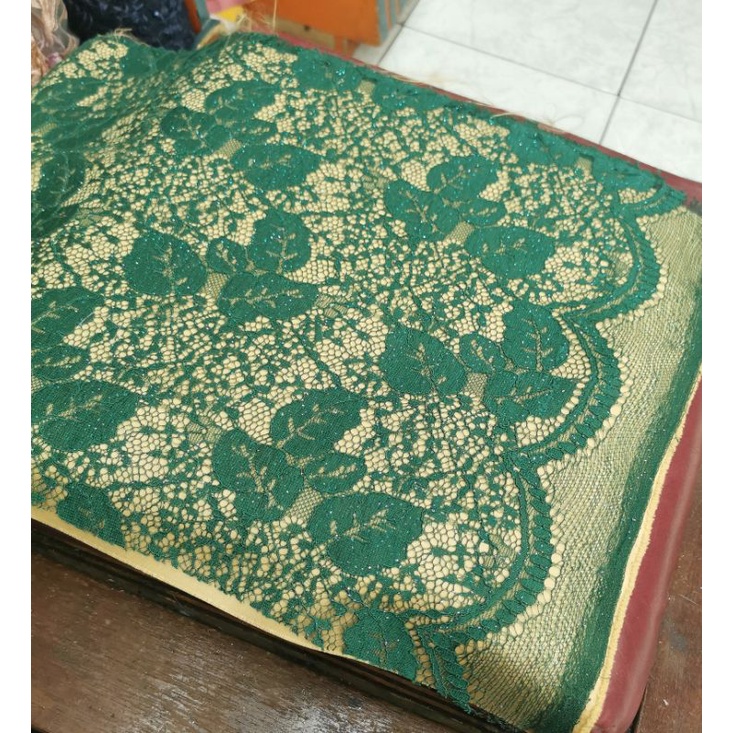 Jual kain brokat/kain brukat/kain broklat motif daun. corneli/cord ...