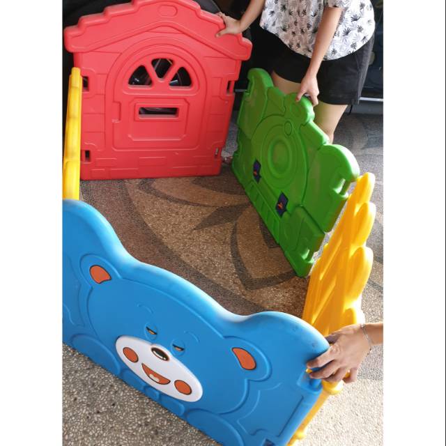Jual Preloved Pagar Bermain Anak (Expandable Fence Gate Toy) | Shopee ...