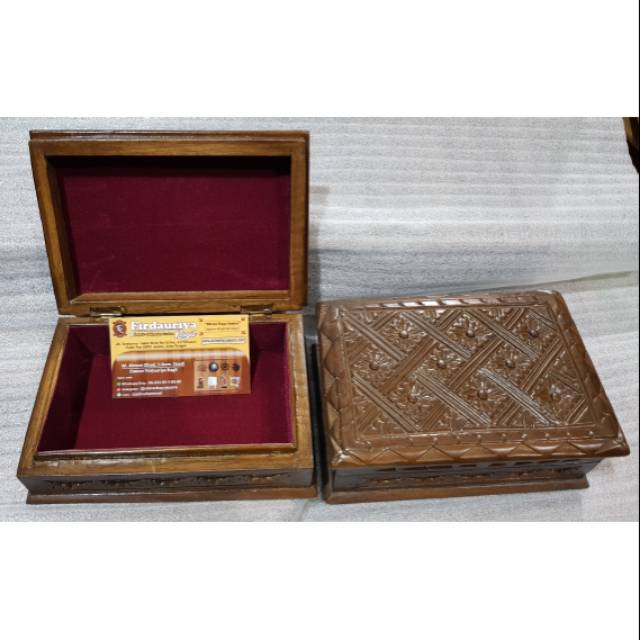 Jual Tempat simpan seserahan perhiasan kayu jati emas kalung gelang ... Jual Tempat simpan seserahan perhiasan kayu jati emas kalung gelang ...