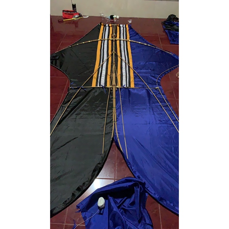 Jual layangan bebean tinggi 270cm-300cm knockdown kain | Shopee Indonesia