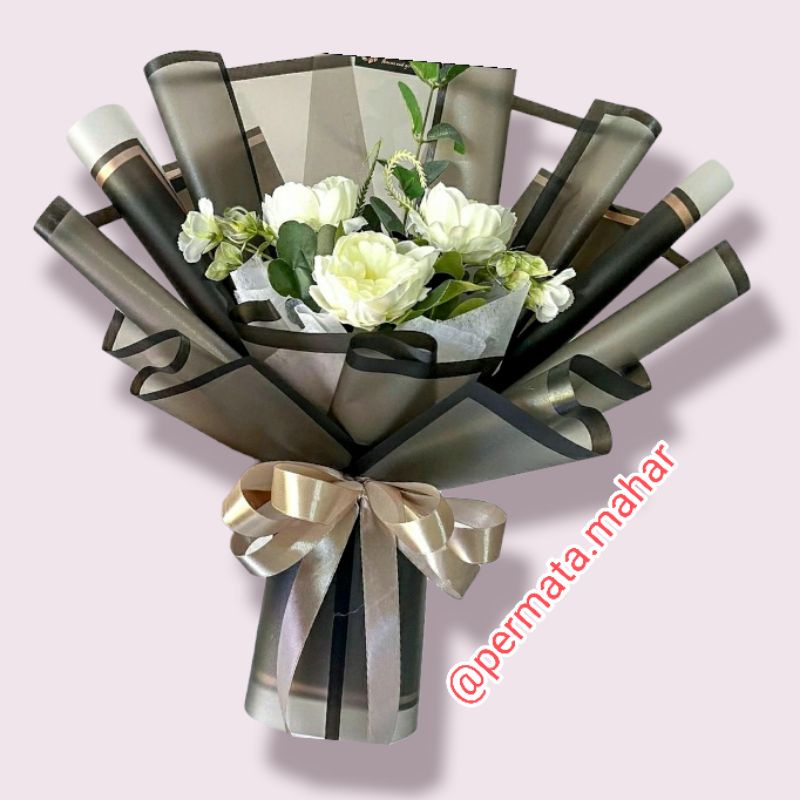 Jual Buket bunga mawar Putih, bucket wisuda, snack, buket uang coklat ...