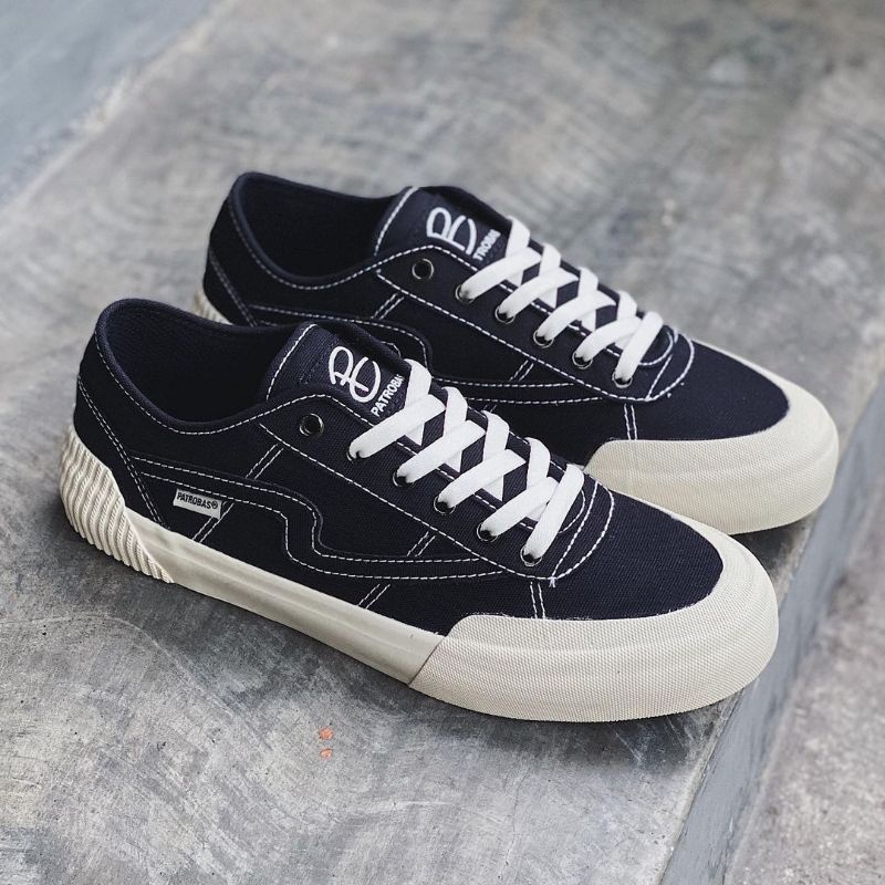 Jual Patrobas Equip Low Black White Original 100% | Shopee Indonesia