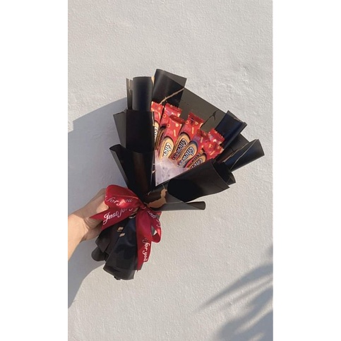 Jual Buket Snack free packing free kartu ucapan bouquet makanan bucket ...