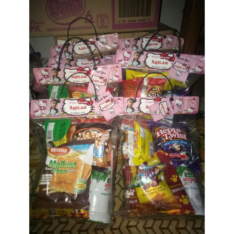 Jual Label snack ultah / plastik ultah / tas jajan / plastik souvenir ...