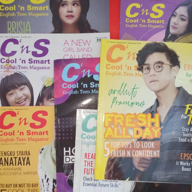 Jual Majalah bahasa Inggris cns paketan | Shopee Indonesia