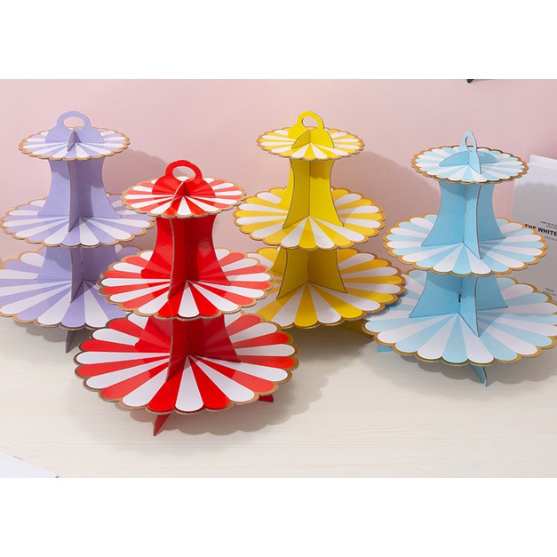 Jual Cupcake stand 3 tiers/ paper stand kue 3 susun garis list gold ...