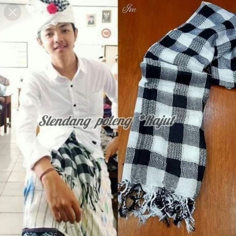 Jual selendang catur/selendang adat bali/selendang poleng/syall rajut ...