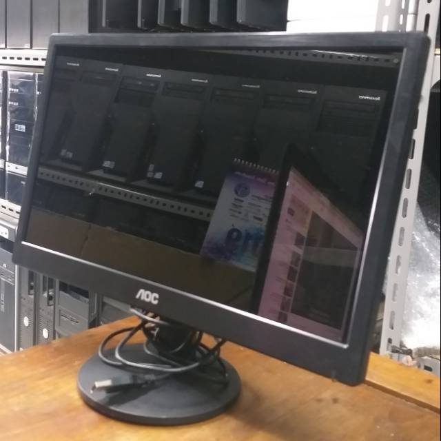 Jual Monitor LED AOC 16 inci widescreen | Shopee Indonesia