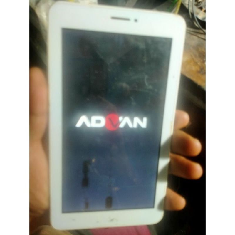 Jual mesin tablet Advan T1L e1c plus E1C soket lebar Minus LCD MESIN ...
