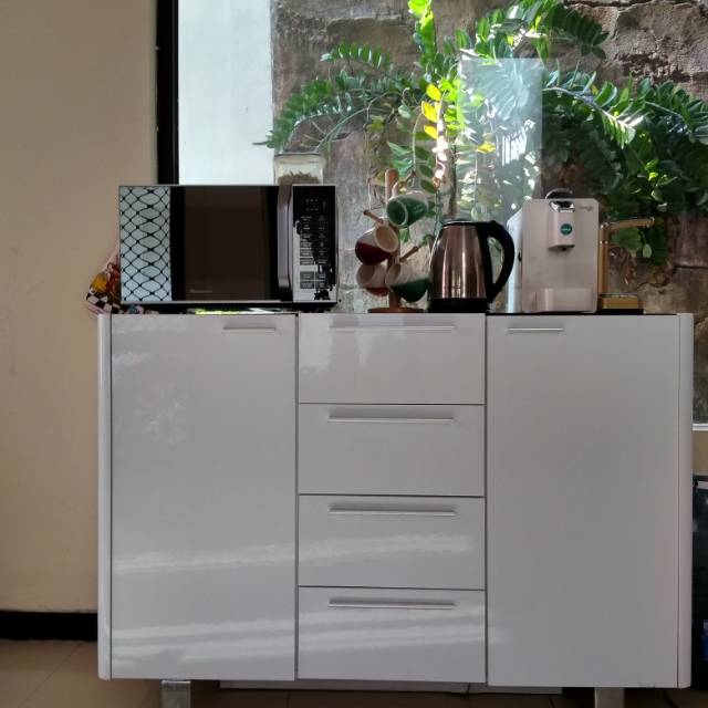 Jual Meja Tv / Meja Pantry PRo DeSIGN Preloved | Shopee Indonesia