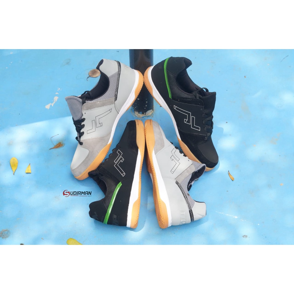 Jual Zethro Sepatu Futsal MVP | Shopee Indonesia