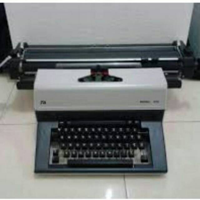 Jual ROYAL TA 775 MANUAL 18" UKURAN KERTAS A3, FOLIO - MESIN KETIK ...