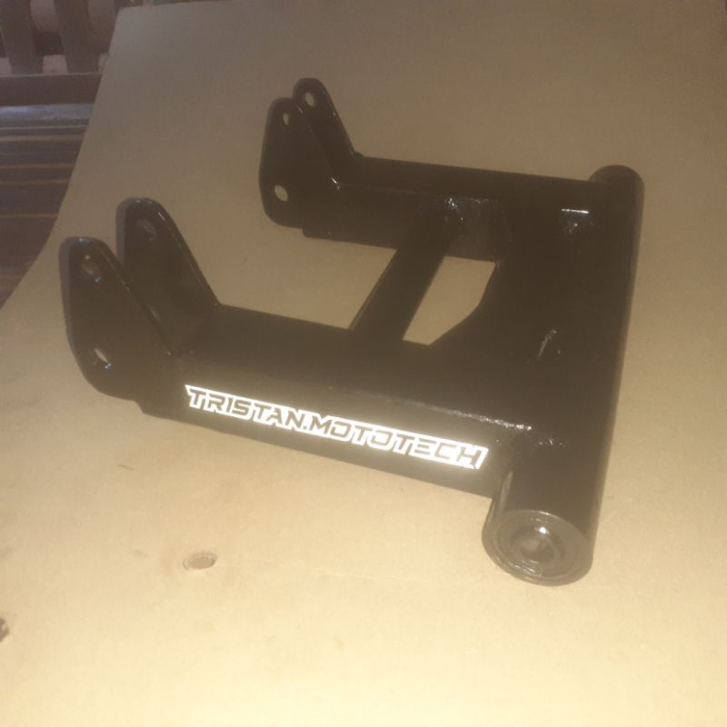 Jual long engine mounting aerox/new aerox connected /Aerox Old /New ...