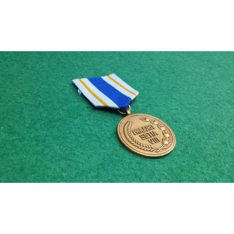 Jual Satya Lencana TNI Tanda Kehormatan Medali Untuk PDU Kualitas Super ... Jual Satya Lencana TNI Tanda Kehormatan Medali Untuk PDU Kualitas Super ...