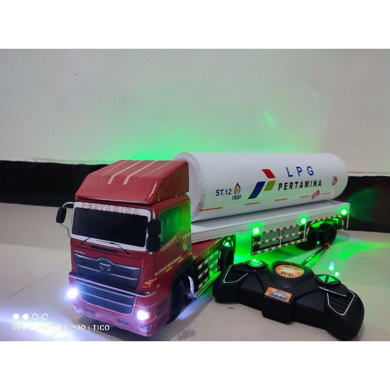 Jual TRUCK PERTAMINA MAINAN ANAK MINIATUR TRUK TANGKI REMOT CONTROL ...