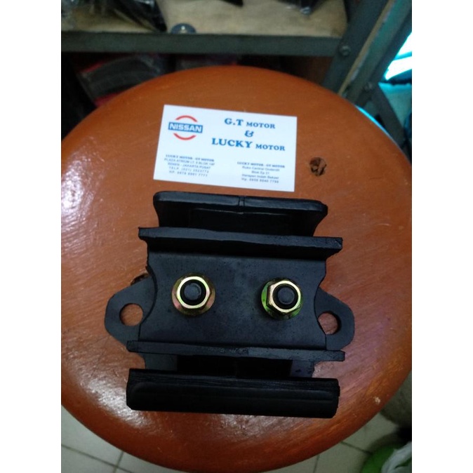 Jual Engine Mounting Karet Mobil/ engine mounting belakang nissan ...