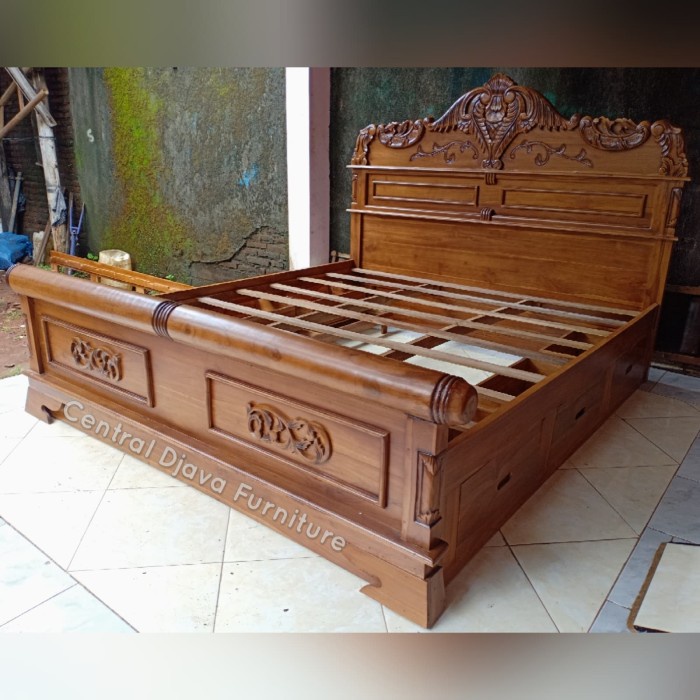 Jual Dipan Peluru Laci Kayu Jati Divan Ranjang Tempat Tidur Ukir Jepara ...