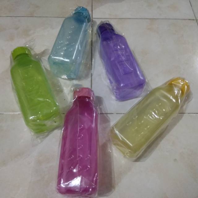 Jual Botol air minum ukuran 500 ml dari Cleo model kotak / botol minum ...