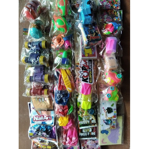 Jual Mainan Renceng Serba dua ribu 2000 isi 40 PCS ( Mainan Serba Dua ...