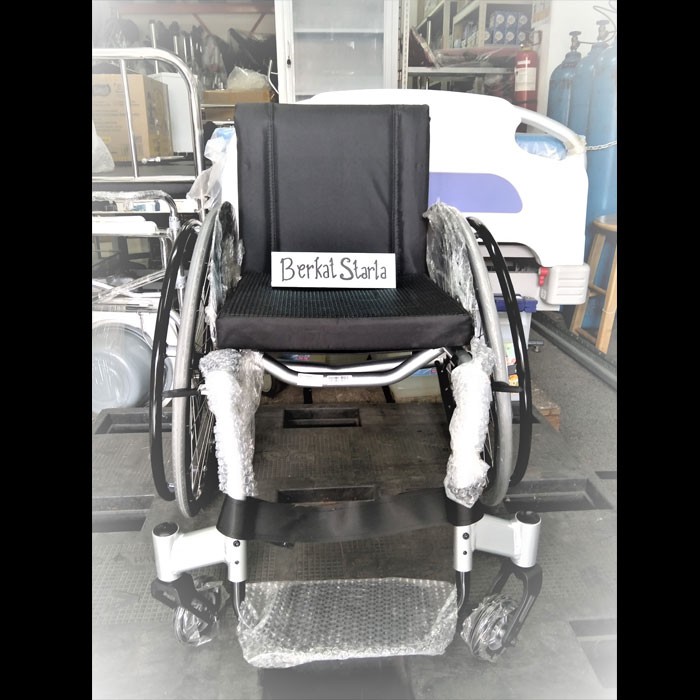 Jual Alat Penunjang Gerak/ Alat Bantu Gerak/Kursi Roda GEA FS 730 L ...