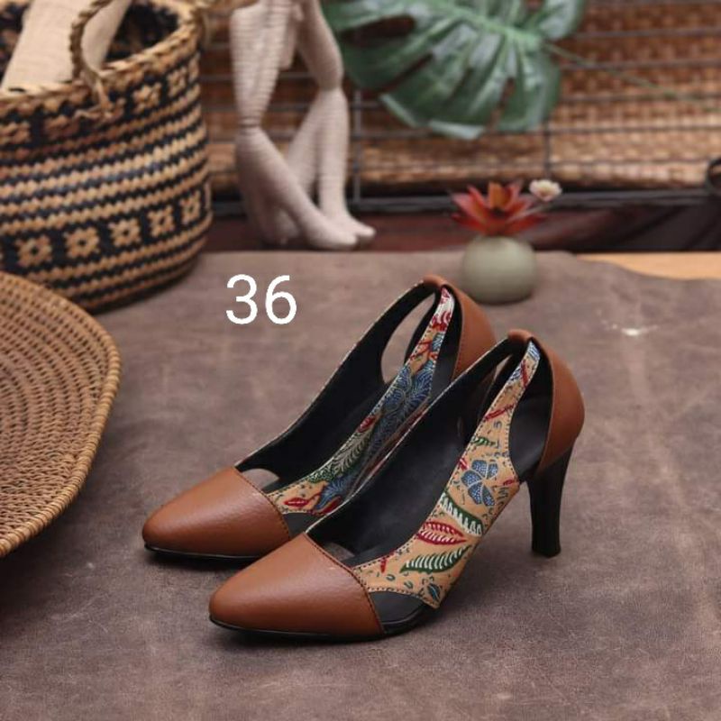 Jual HEELS 7 CM, HEELS BATIK, SEPATU ETNIK MURAH, SEPATU BATIK MURAH ...