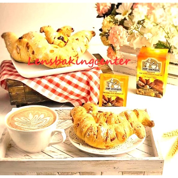 Jual Saf Instant Sachet 4 x 11gr / 4x11 gr | Ragi Instant Roti Kering ...