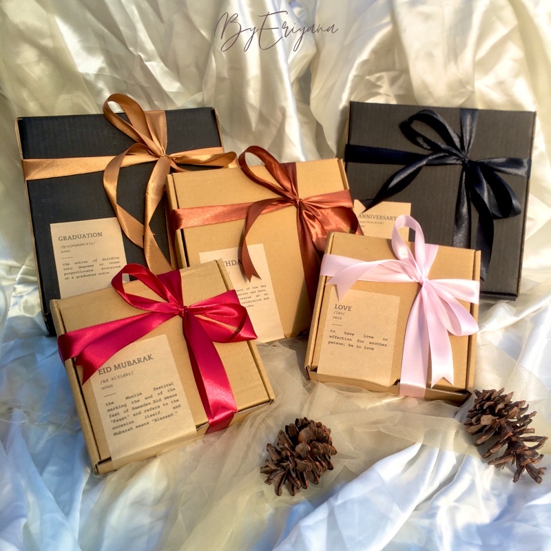 Jual Box Hampers Gift Box Kotak Kado Pacar Hadiah Sahabat Cowok Cewek ...