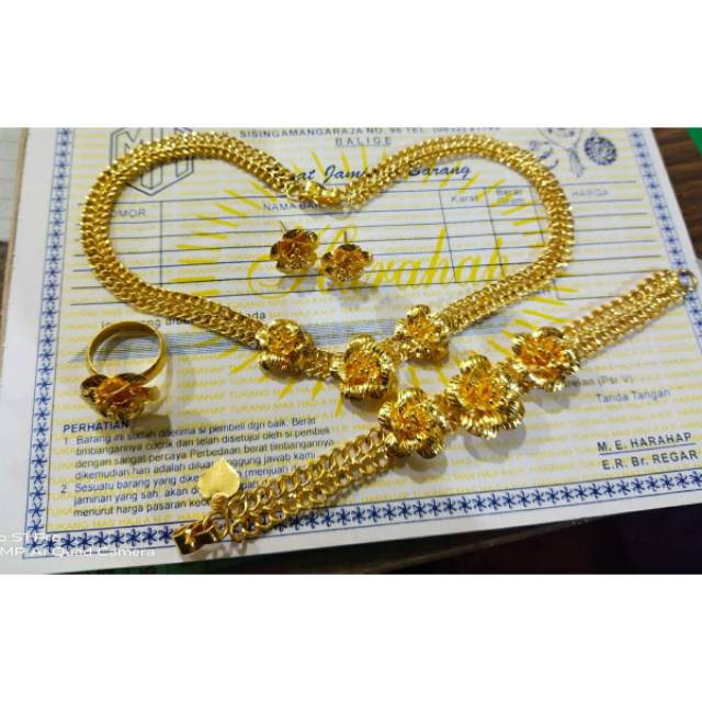 Jual Set Bunga Mawar Emas LM/London 24K kadar 99,99% | Shopee Indonesia