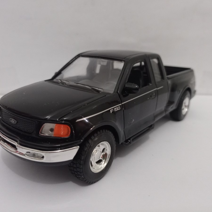 Jual Diecast Ford F-150 Flareside Supercab Pick Up 4x4 black Mobil ...