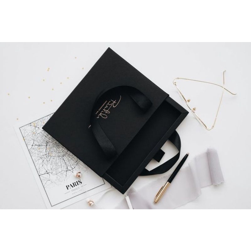 Jual custom box packaging untuk kaos baju hijab | Shopee Indonesia
